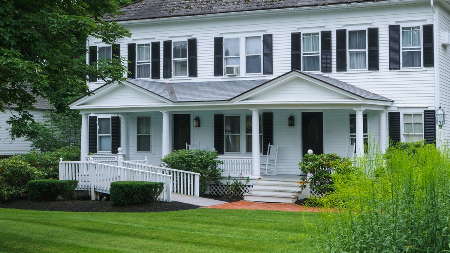 How to Make a House Wheelchair Friendly: Top 10 Modifications | Angi