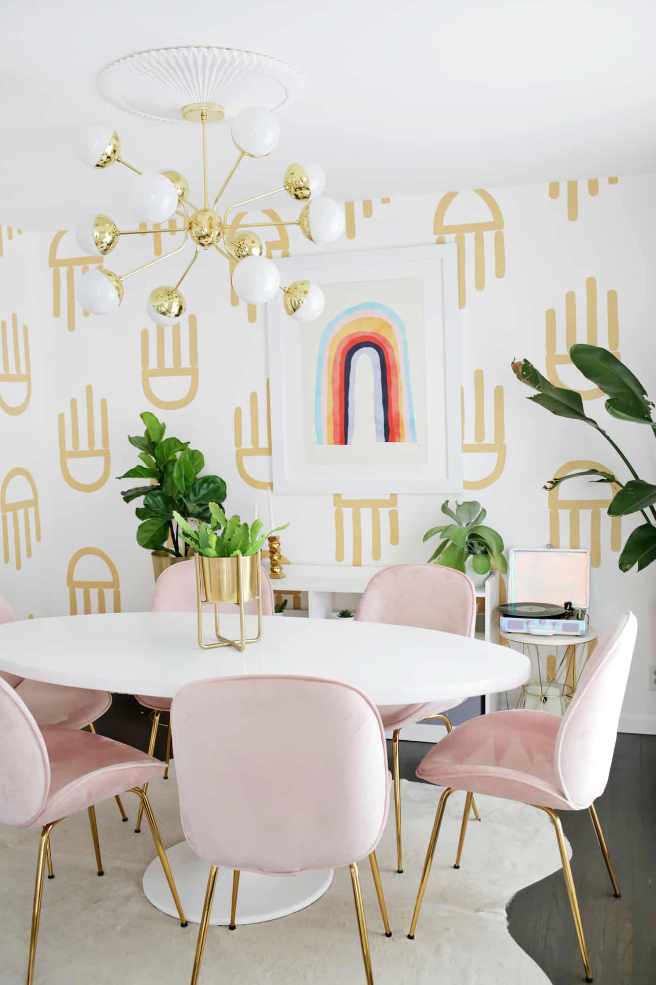 Stay Gold: 10 Ways To Use Gold Paint in Your Home